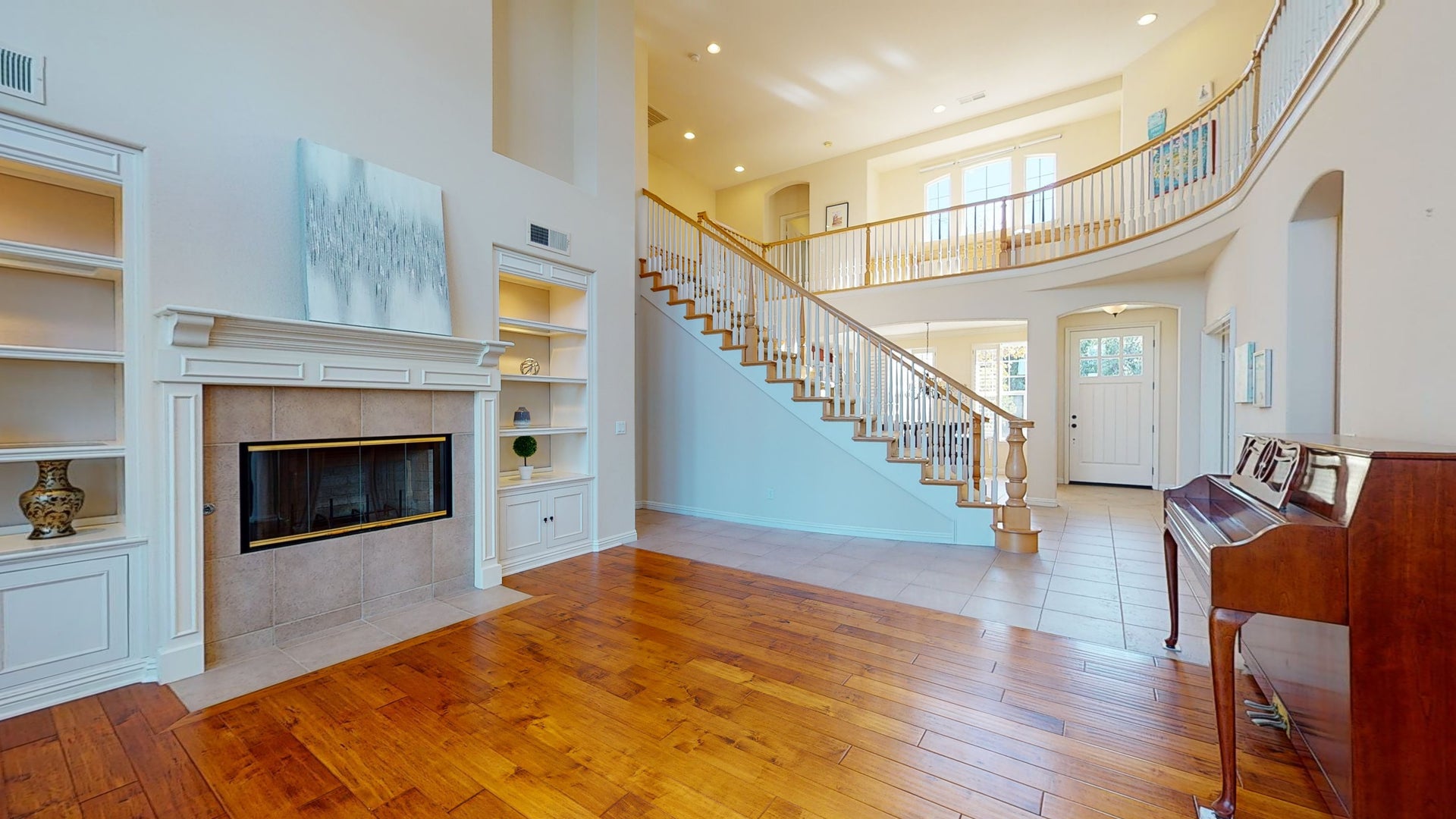 10762 Spur Point Ct - Tour It Now